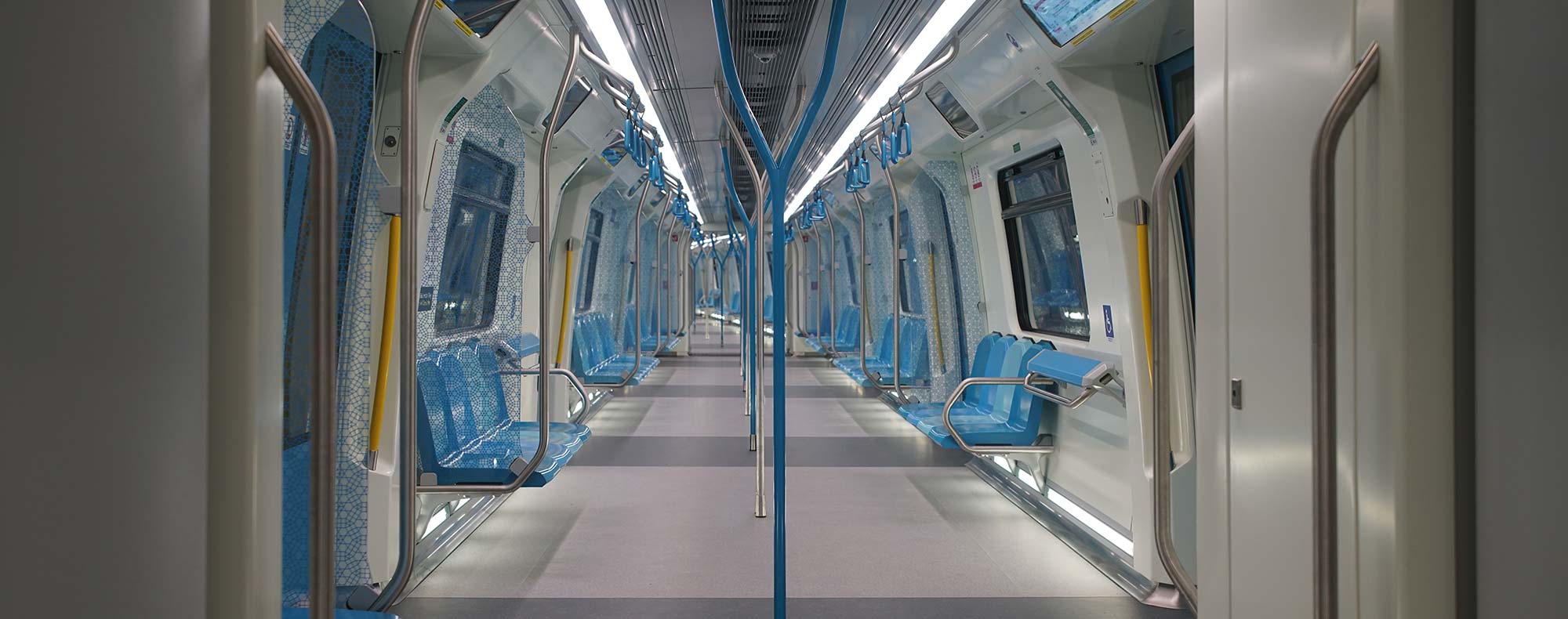 Train Advertising - MRT Corp