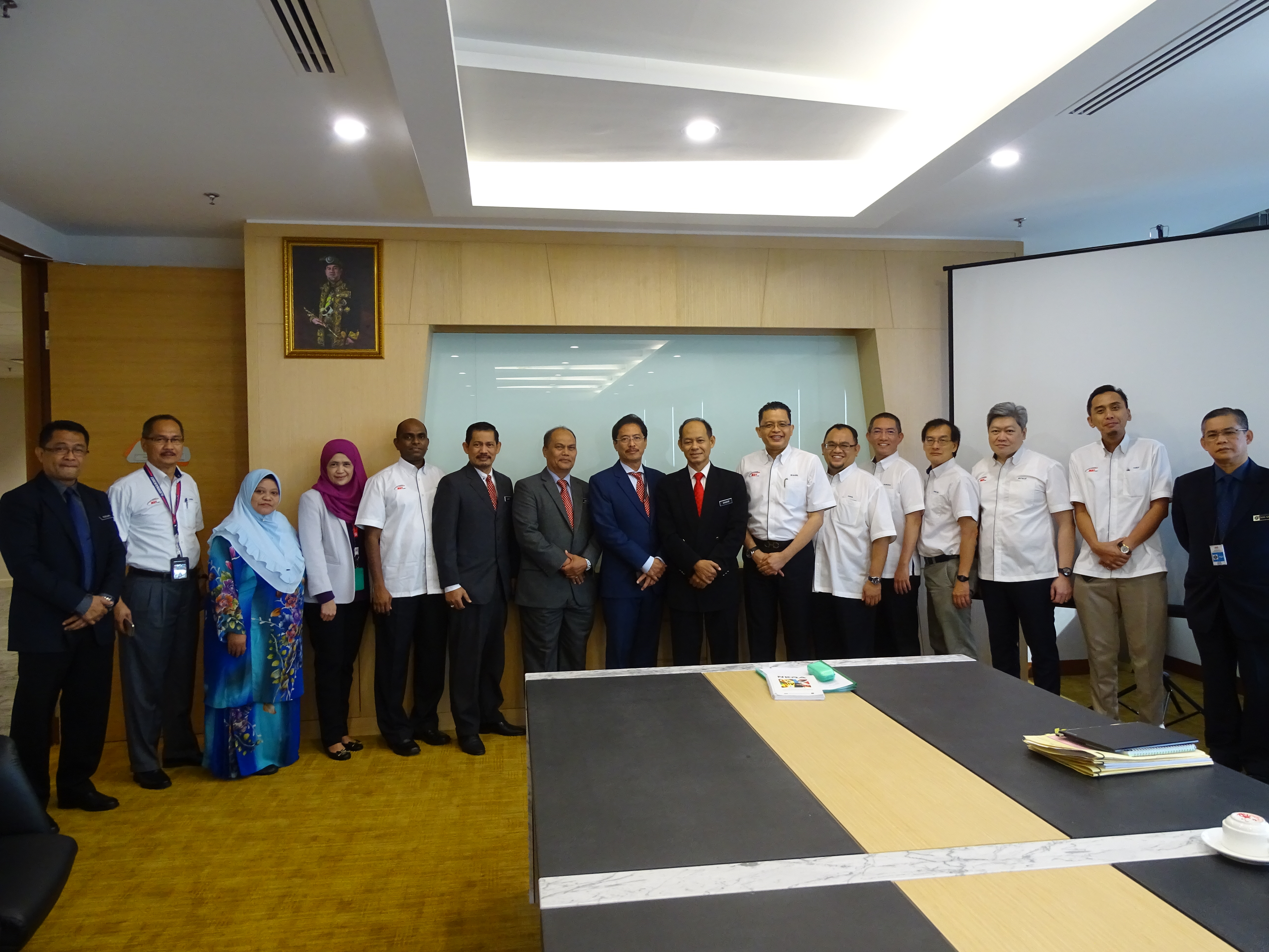 MRT CORP VISITS MACC HEADQUARTERS - MRT Corp