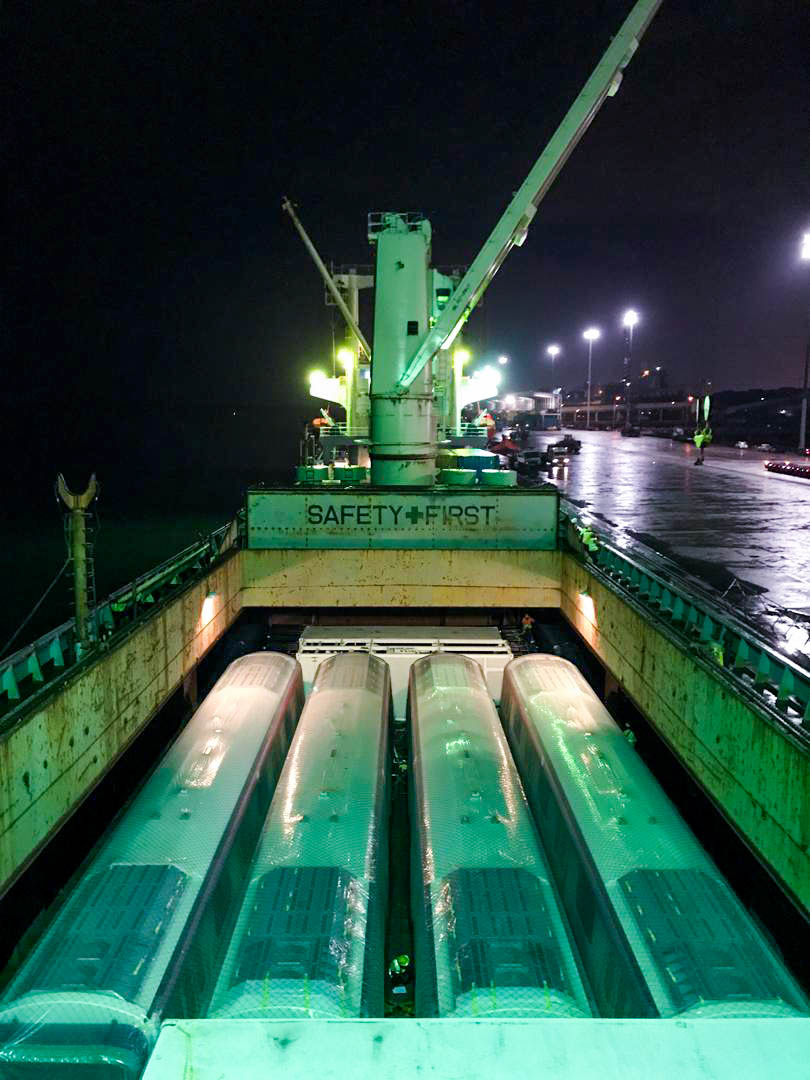 ARRIVAL OF SSP LINE FIRST TWO COMPLETELY BUILT-UP ELECTRIC TRAINS - MRT ...