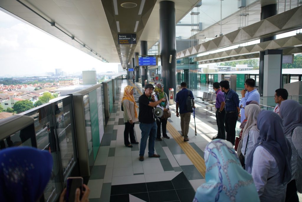 LOCAL AUTHORITIES VISIT MRT STATION FACILITIES - MRT Corp