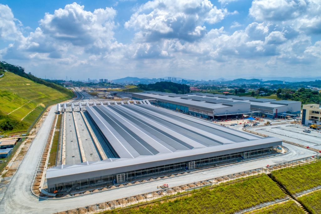 FIRST MRT ELECTRIC TRAIN DELIVERED TO SERDANG DEPOT - MRT Corp