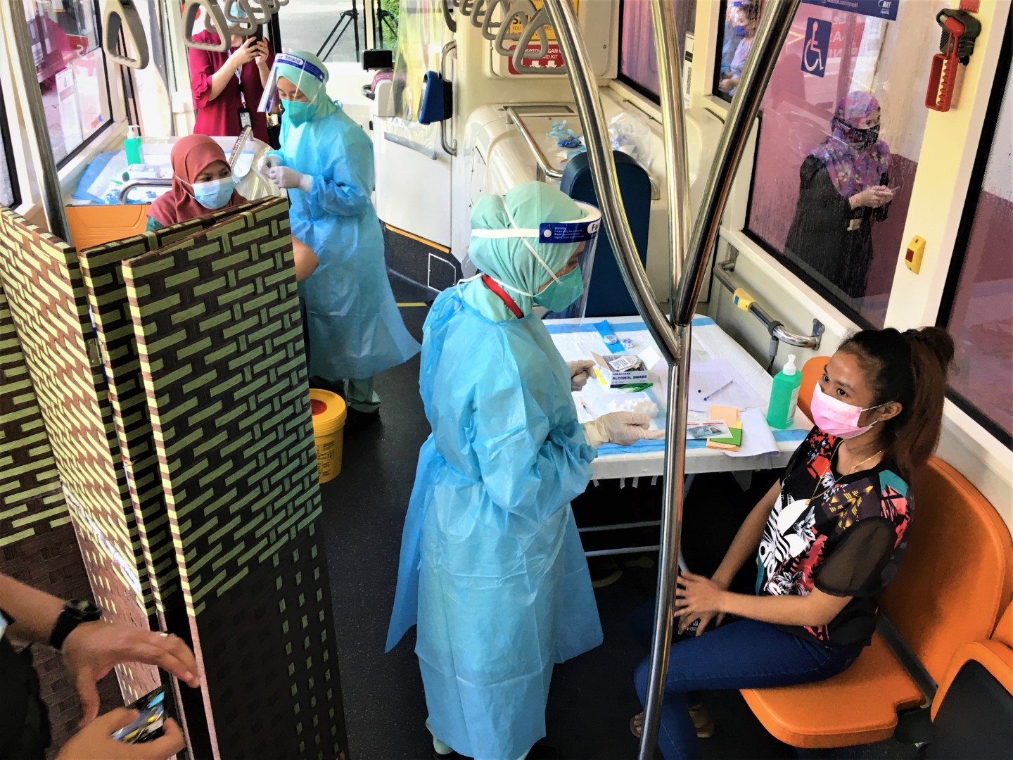 MRT FEEDER BUSES BECOME COVID-19 MOBILE VACCINATION STATIONS - MRT Corp