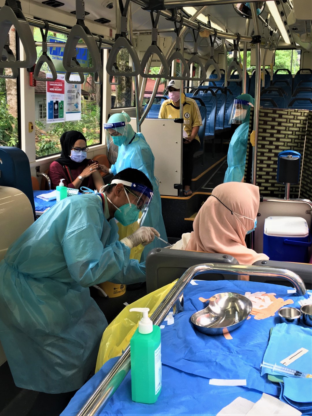 MRT FEEDER BUSES BECOME COVID-19 MOBILE VACCINATION STATIONS - MRT Corp
