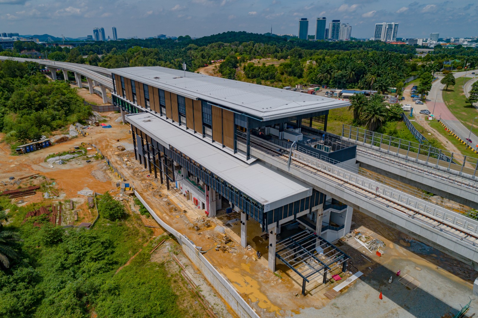 KVMRT PUTRAJAYA LINE | Length: 52.2 km | 37 stations | Completion: 2023 ...
