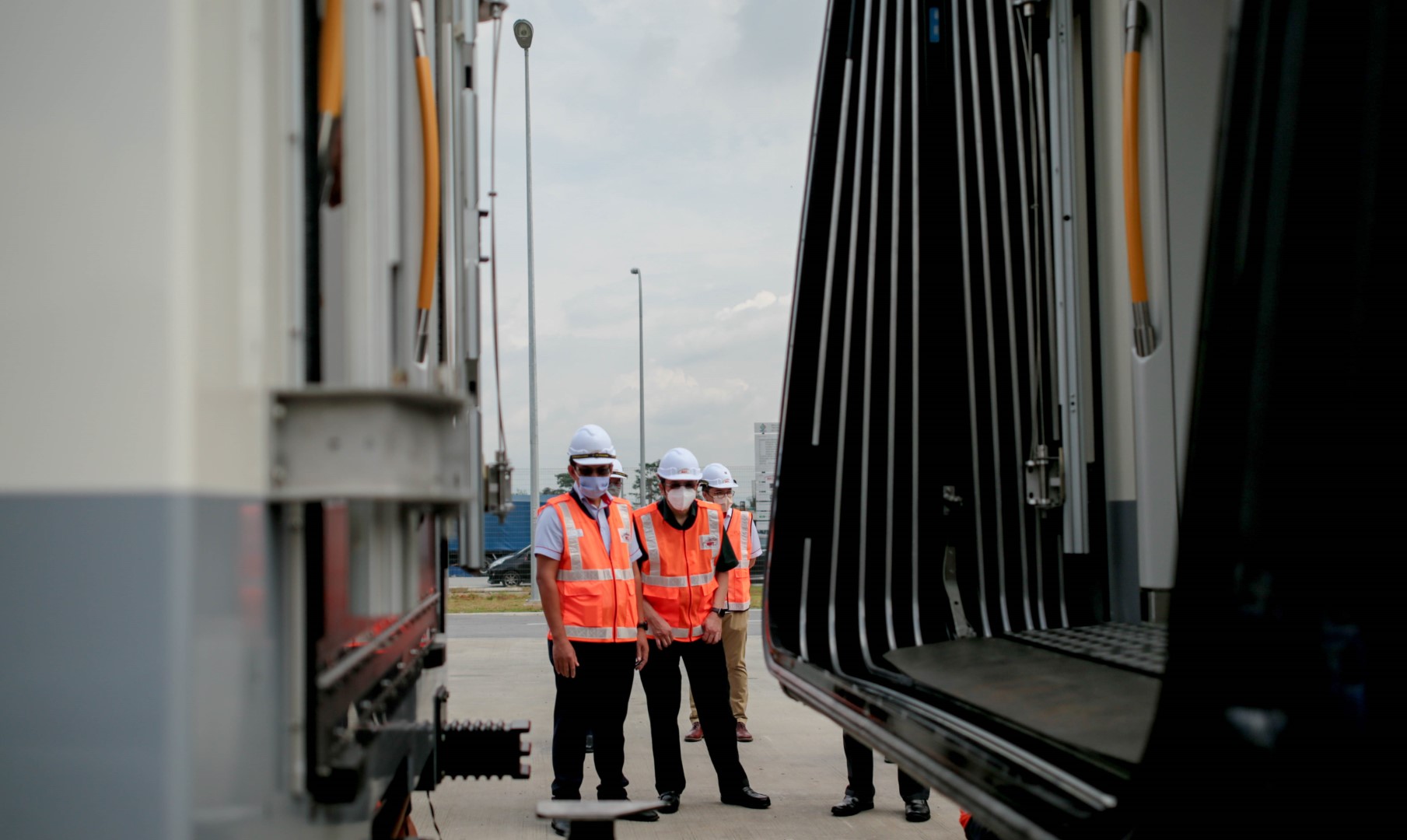 FINAL MRT PUTRAJAYA LINE TRAIN SET DELIVERED - MRT Corp