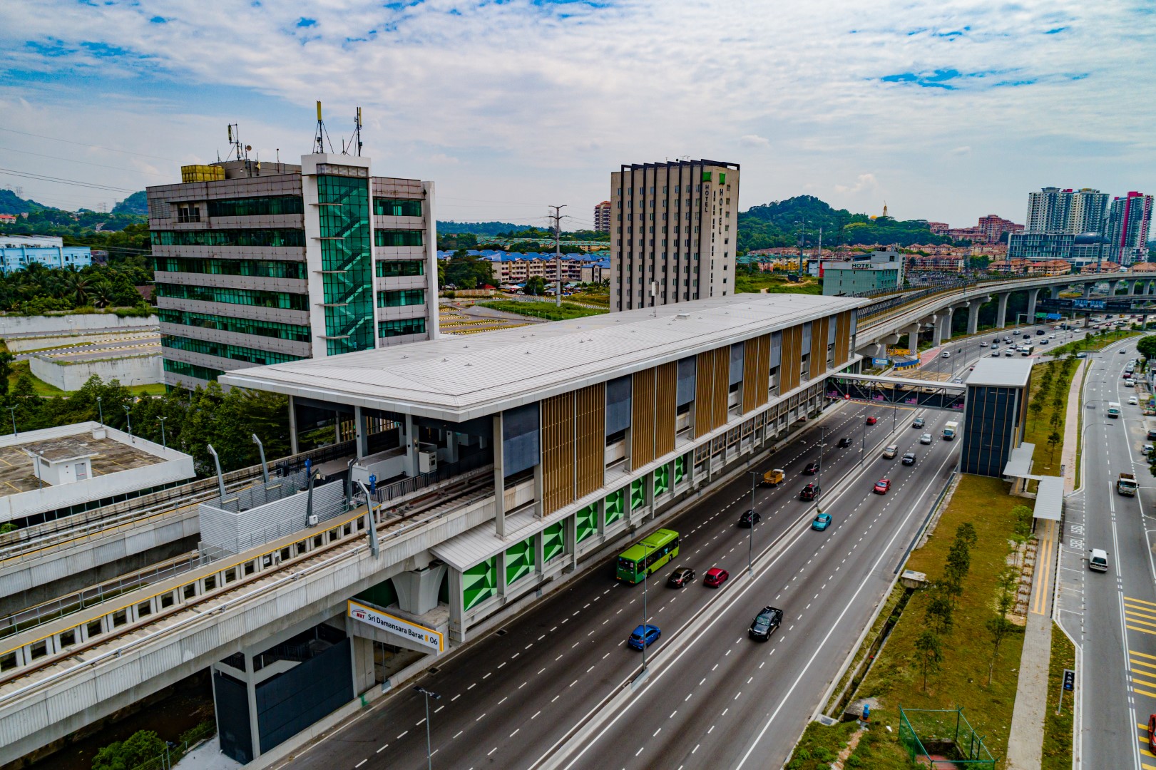 Jalan Kuala Selangor (Sri Damansara Barat) - MRT Corp