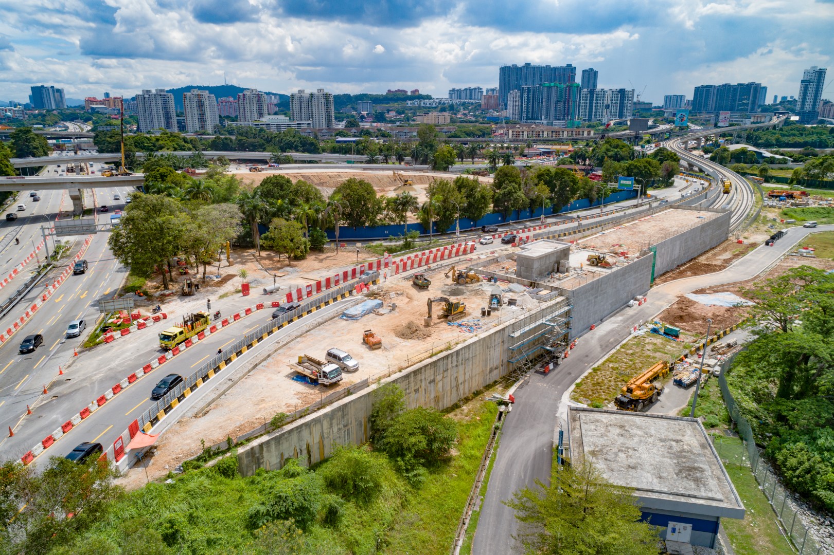 South Portal - MRT Corp