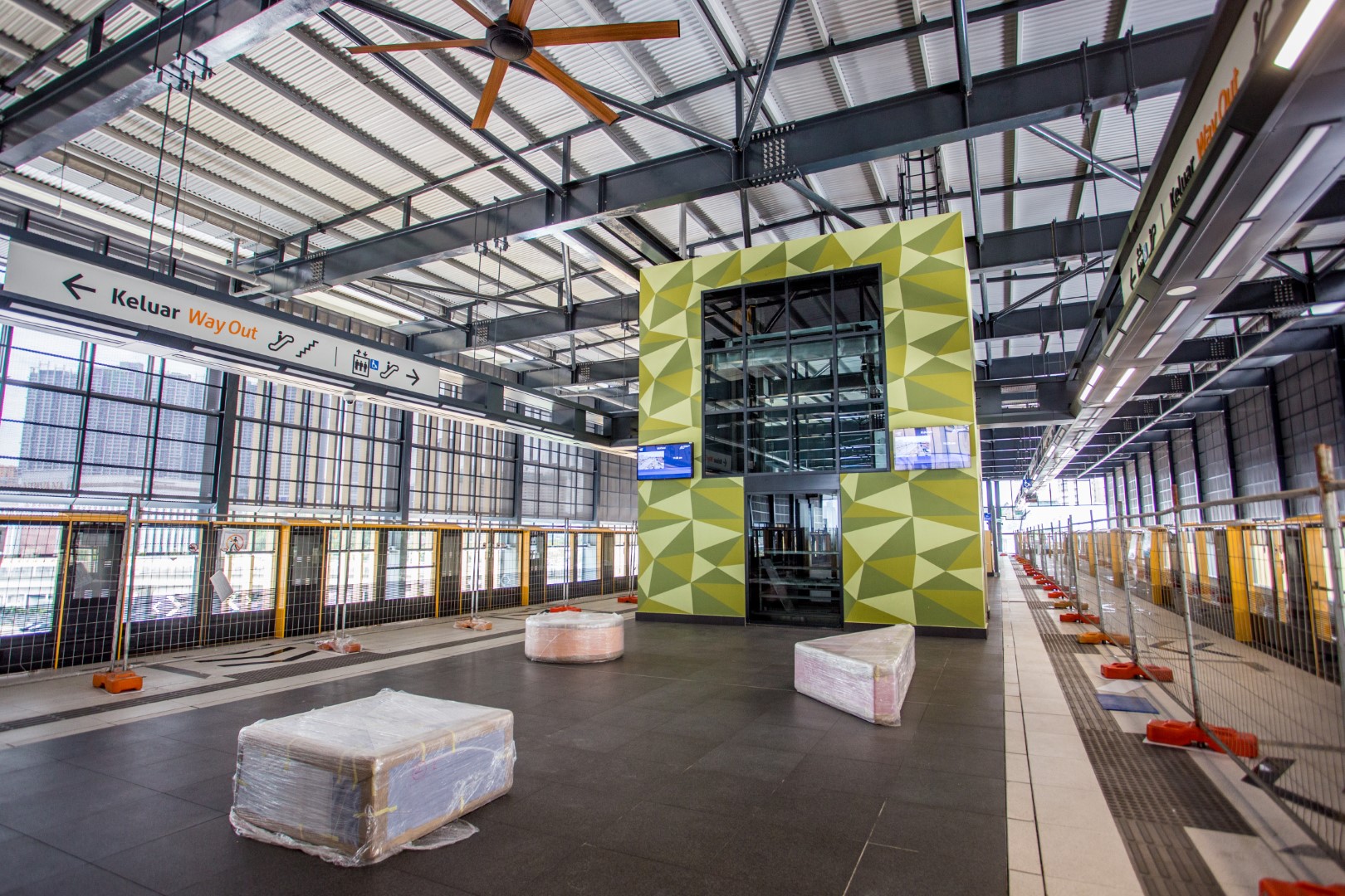 Jalan Kuchai Lama (Kuchai) - MRT Corp